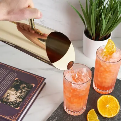VISKI Modern Pitcher