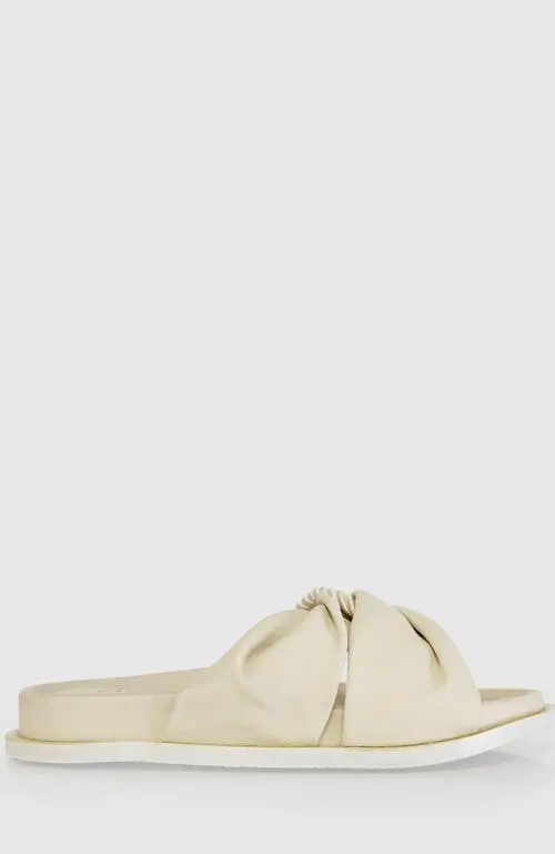 BELLE & BLOOM Whitehaven Slide - Cream