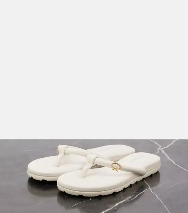 GIANVITO ROSSI Juno Thong Sandals