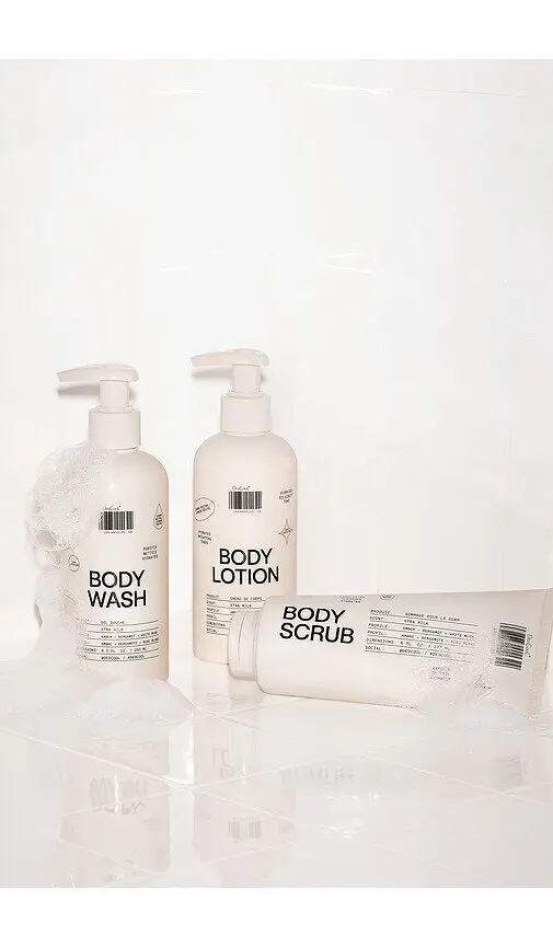 DEDCOOL Xtra Milk Body Scrub - N,a
