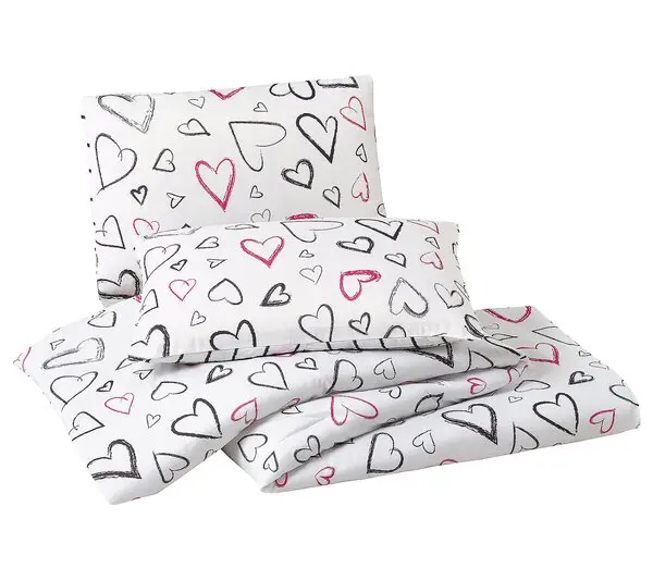 URBAN PLAYGROUND Roxy Hearts Reversible Full/qn Comforter Set