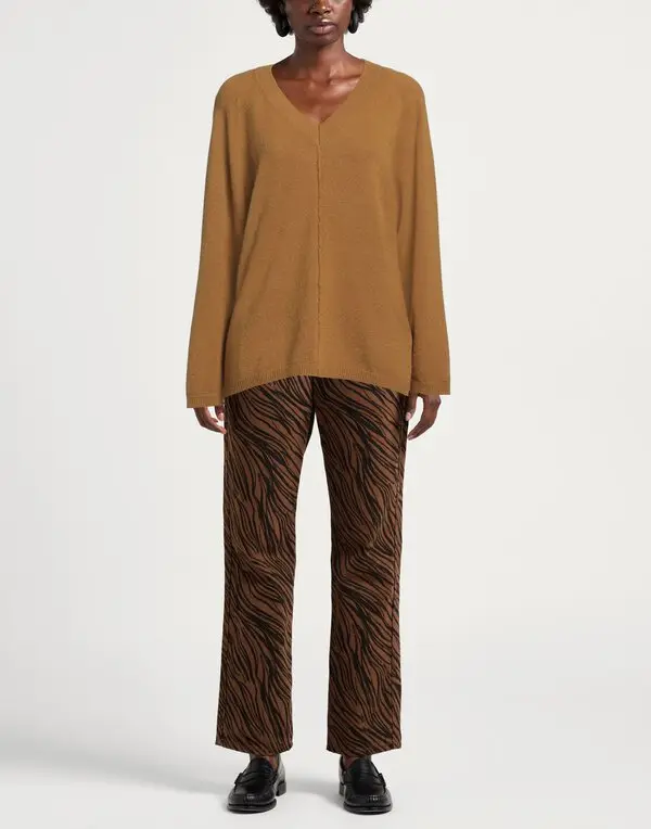 Alpha Studio Alpaca Wool Blend V-neck Sweater