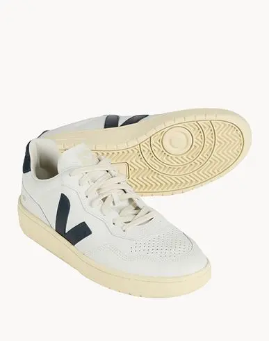 VEJA V-90 Leather Sneakers - White