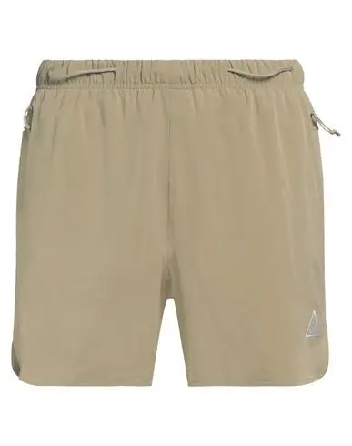 Nike Shorts & Bermuda Shorts - Beige