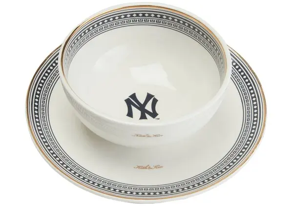 Kith Mlb For New York Yankeess 2 Piece Bowl 8 Plate Set - Sandrift