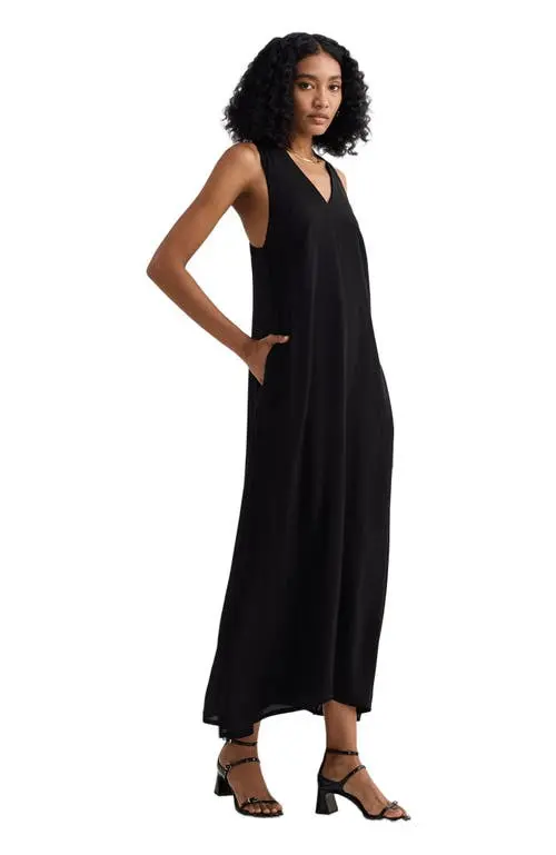 REISTOR Sleeveless Maxi Dress With Cross-back Detail