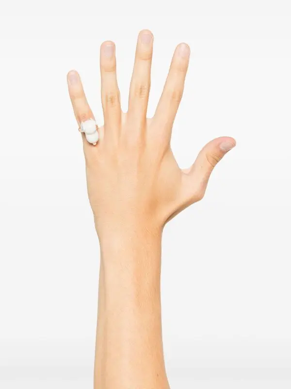 ANDRES GALLARDO X Peanuts™ Snoopy Ring - White