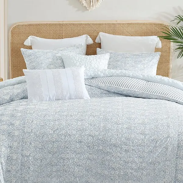 PERI HOME Ikat Eyelet Comforter Set, King - Blue