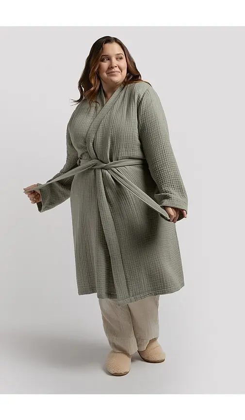 PARACHUTE Cloud Cotton Robe In . Also - Green