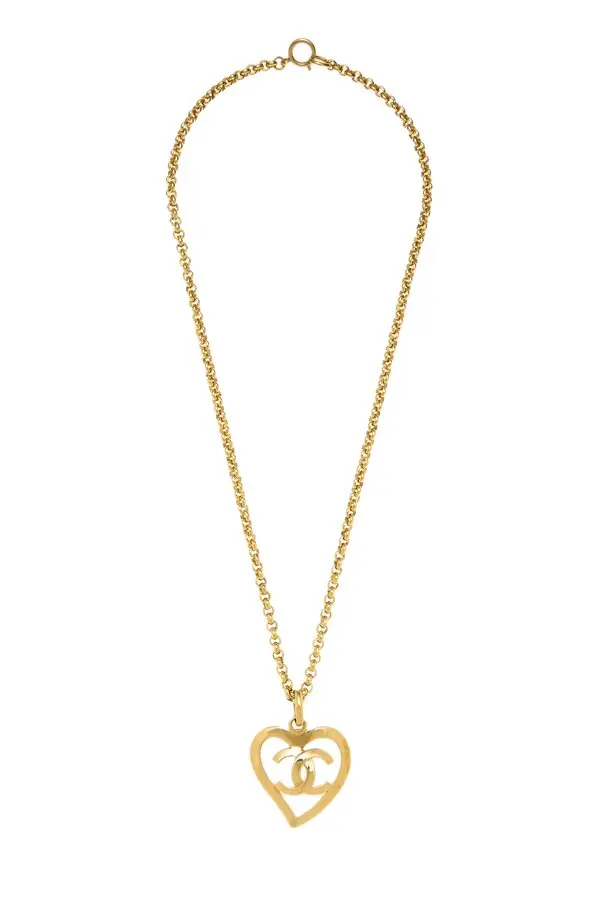Chanel Cc Heart Necklace - Gold