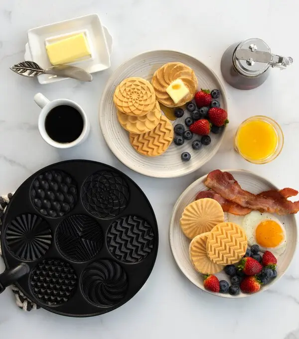 NORDICWARE Patterns Pancake Pan