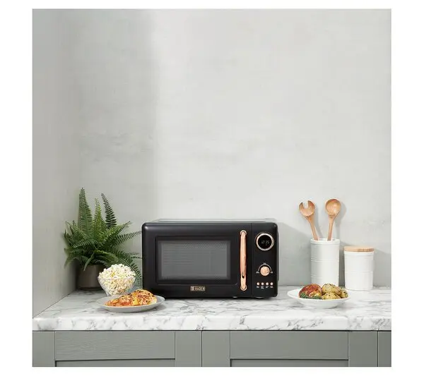 HADEN Countertop Compact 700-watt Microwave