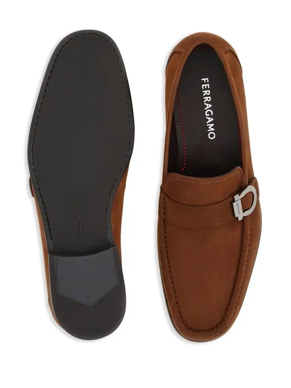 FERRAGAMO Gancini Plaque Loafers - Brown