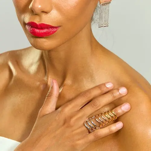 LUCY QUARTERMAINE Tri Tone Waterfall Armour Ring - Multi Color