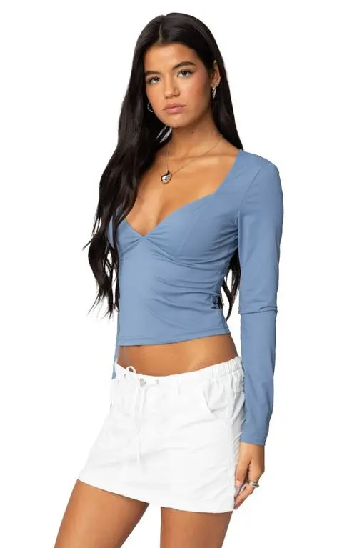 EDIKTED Skylar V-neck Long Sleeve Top