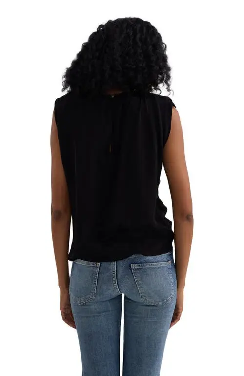 REISTOR Knot Detailing Top
