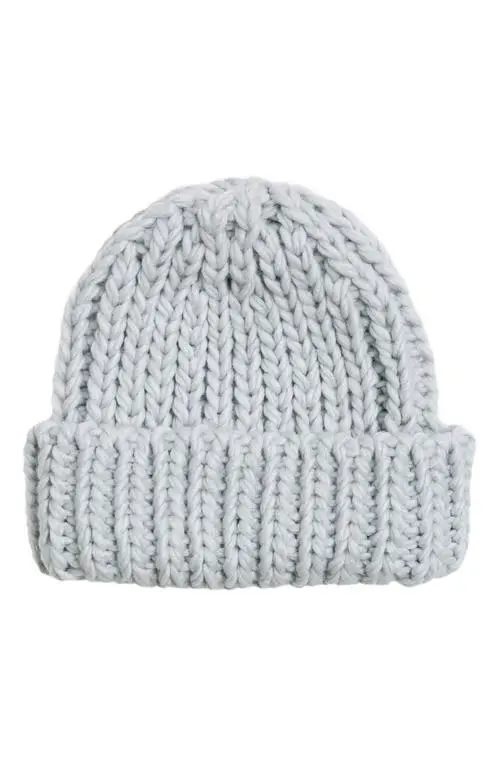 BELLE & BLOOM Winter's Kiss Beanie - Light Grey