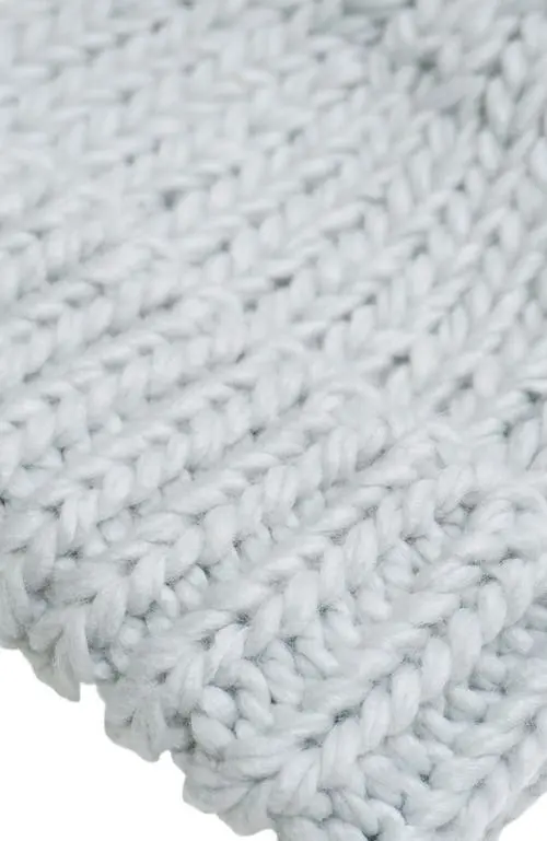 BELLE & BLOOM Winter's Kiss Beanie