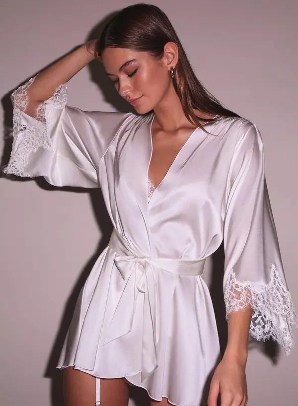 FLEUR DU MAL Daphne Lace Angel Sleeve Robe