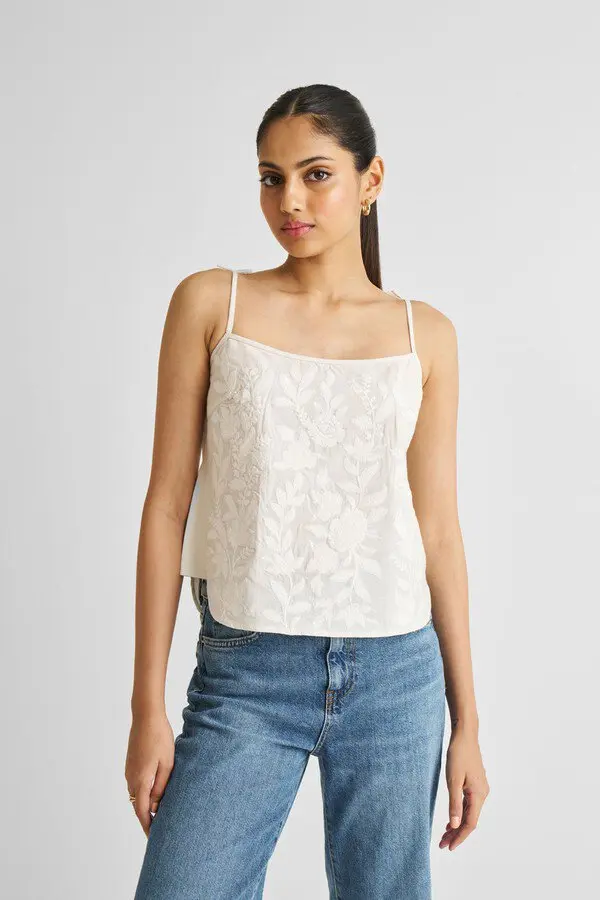 REISTOR Embroidered Camisole Top