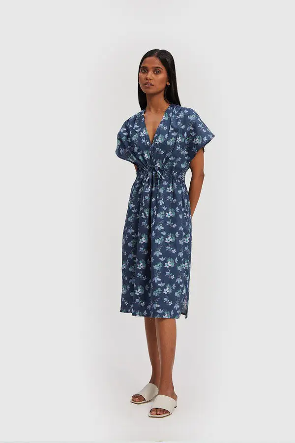 REISTOR Oversized Gathered Dress