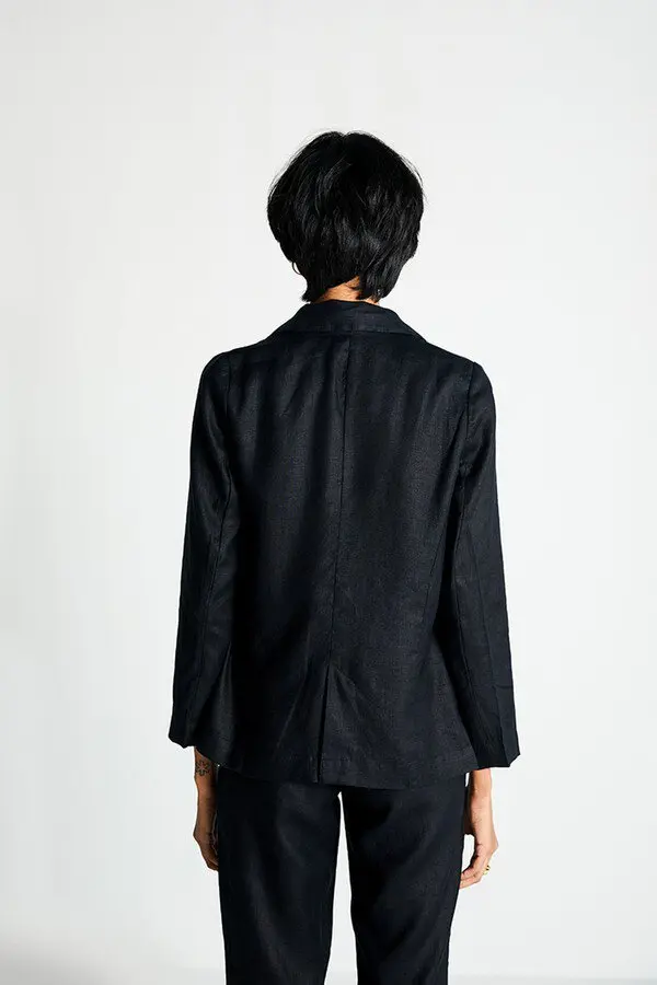 REISTOR Shes Everything Blazer - Black