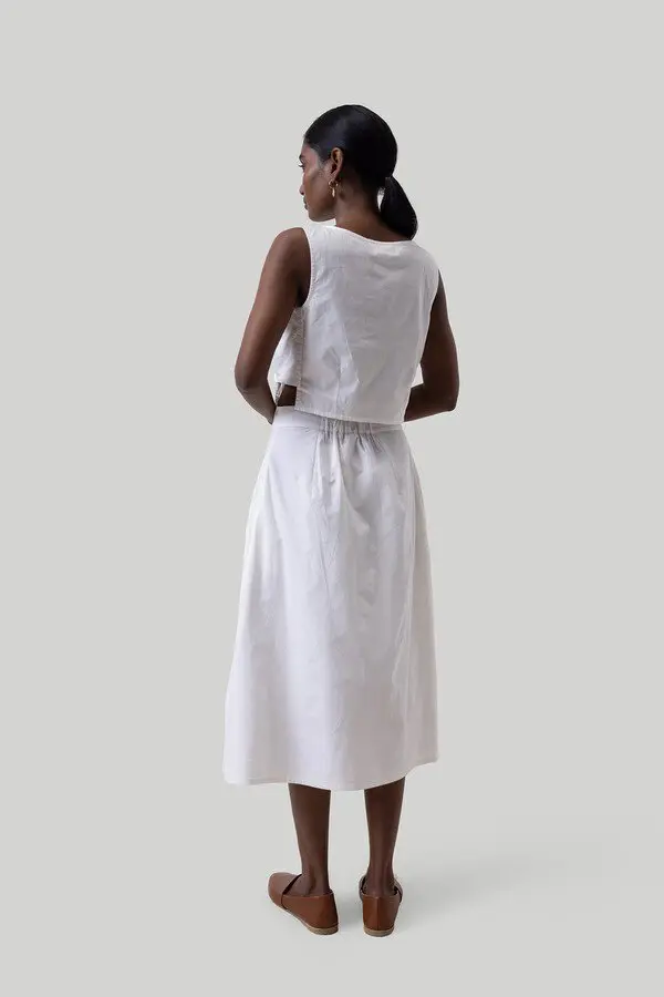 REISTOR Embroidered Boxy Crop Top With Overlap Midi Skirt - White
