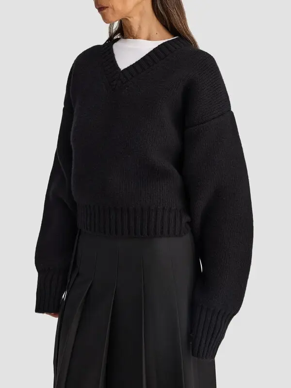 RÓHE Compact-knit Wool V-neck Sweater