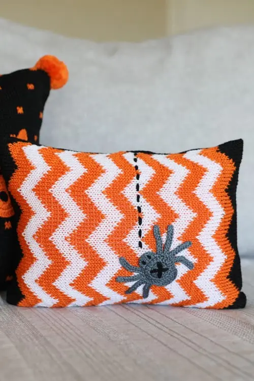 MELANGE COLLECTION Halloween Spider Mini Pillow