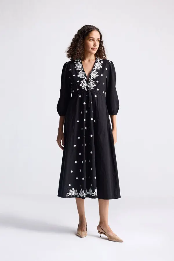 REISTOR Drawstring Embroidered Dress