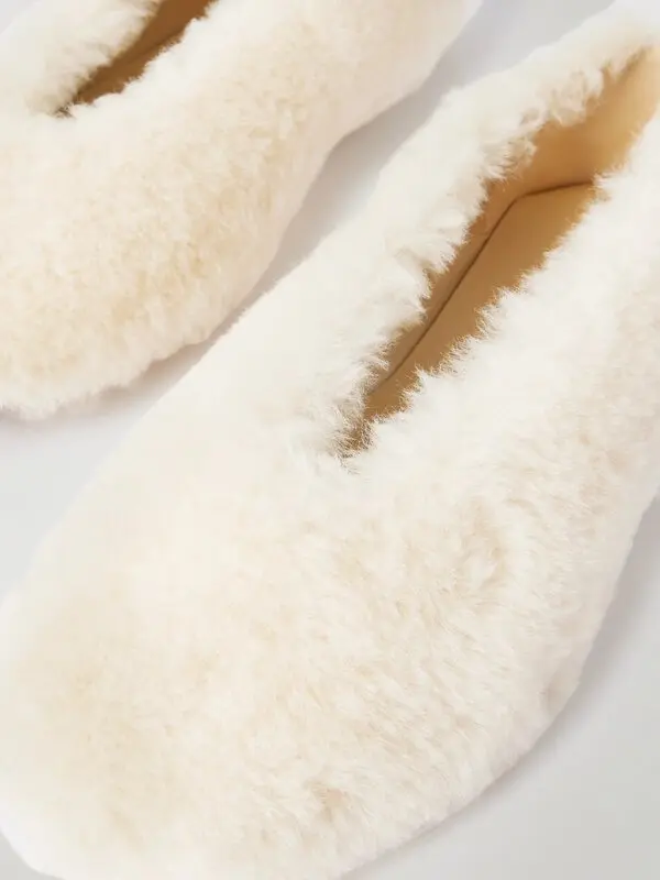 Le Monde Beryl Luna Shearling Ballet Flats - Neutrals