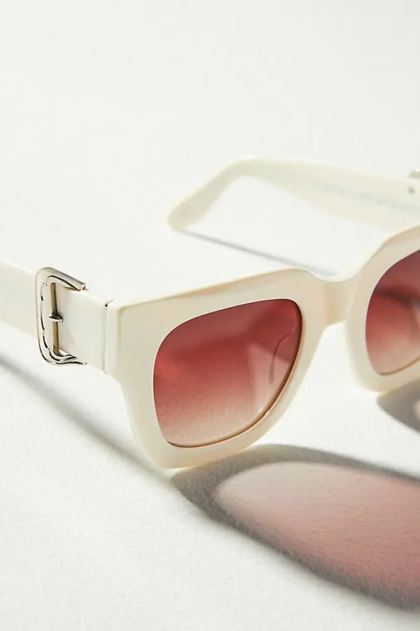 I-Sea X Jolene Sunglasses In White - 31% Off | Editorialist display picture 1