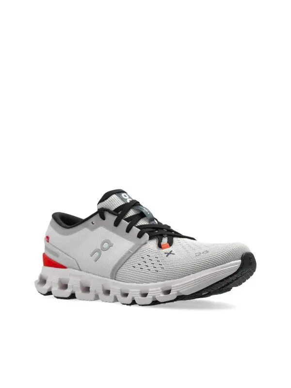 On Cloudsurfer Sneakers