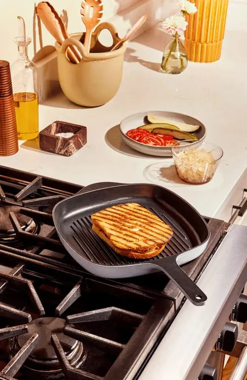 CARAWAY 10.5-inch Enameled Cast Iron Grill Pan - Charcoal