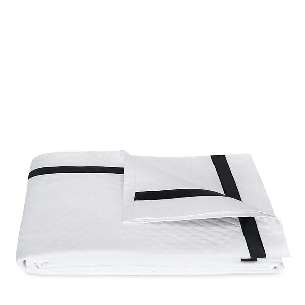 MATOUK Lowell Diamond Matelasse Coverlet, King - Black