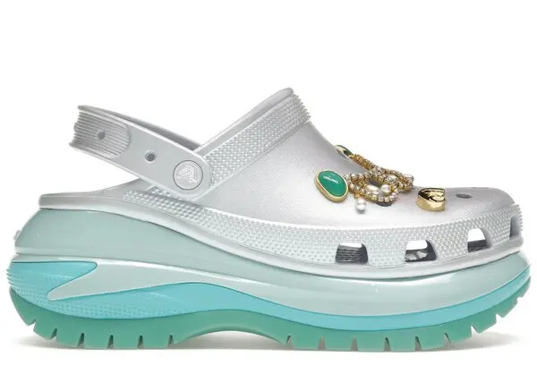 CROCS Classic Mega Crush Clog Sea Friends