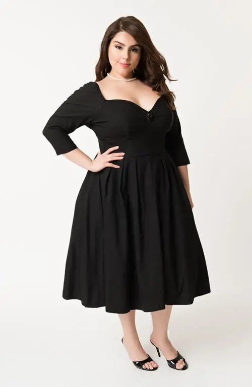 Unique Vintage Woven Sweetheart Neckline Swing Dress - Black