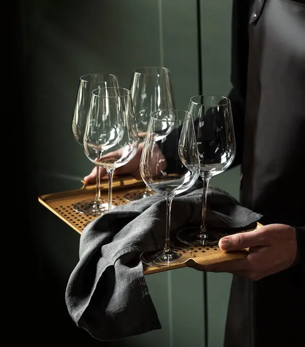 RICHARD BRENDON Crystal Precision Wine Glasses