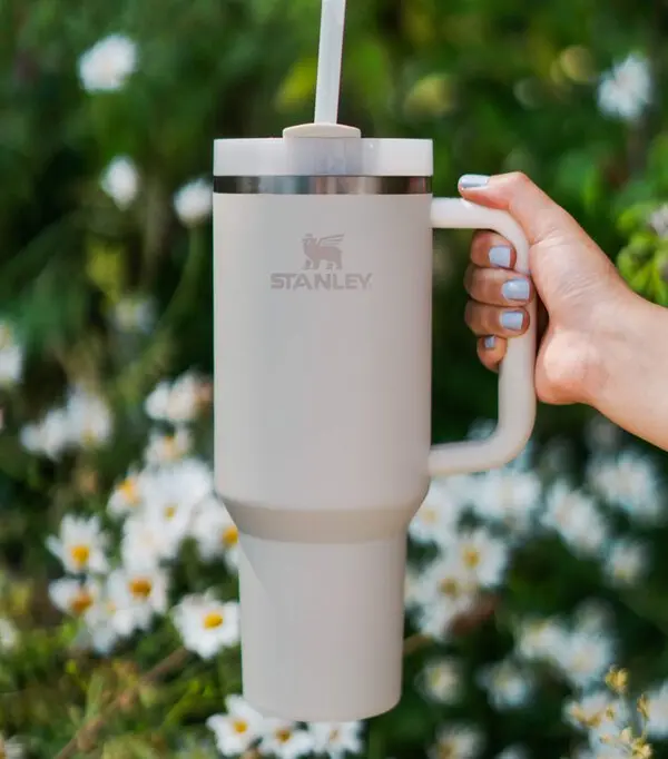 STANLEY Quencher H2.0​ Flowstate Tumbler - Neutral