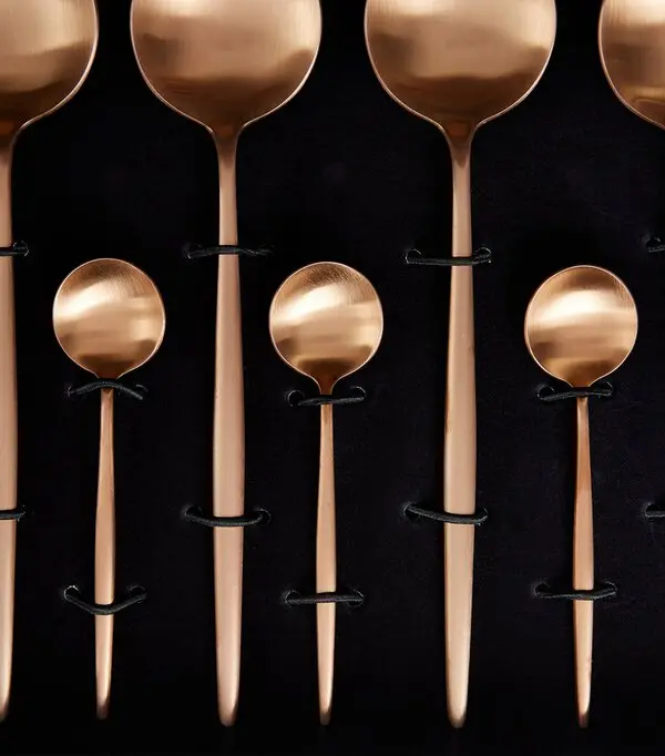 CUTIPOL Moon 24-piece Cutlery Set - Gold
