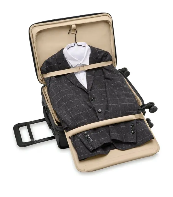 Briggs & Riley Baseline Essential Carry-on Expandable Spinner Suitcase