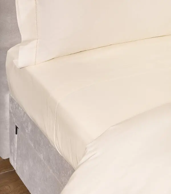Harrods Cadogan Super King Flat Sheet - Ivory