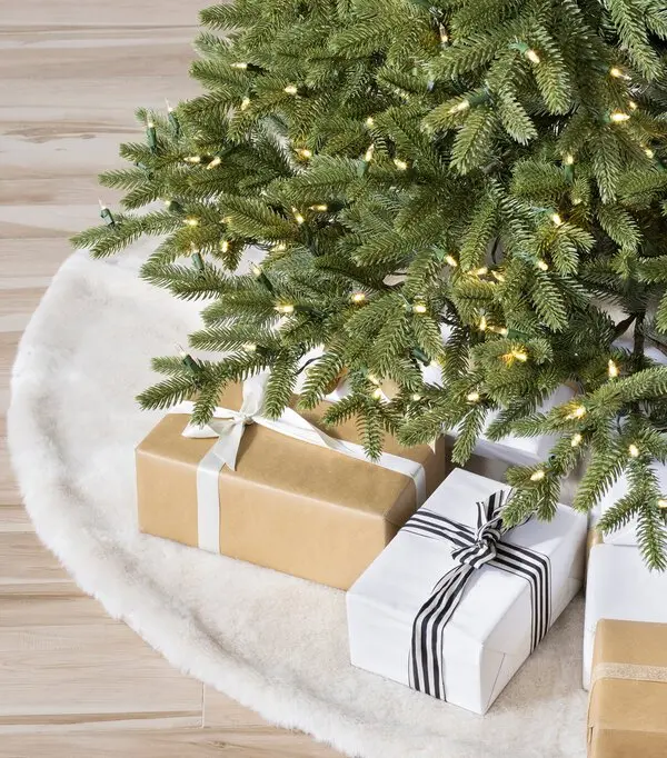 BALSAM HILL Norway Spruce Led Clear Christmas Tree