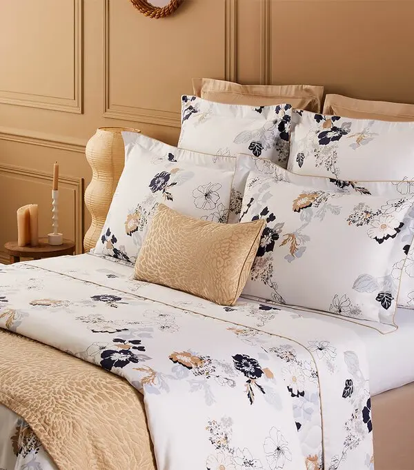YVES DELORME Souvenir Super King Bedcover - Beige