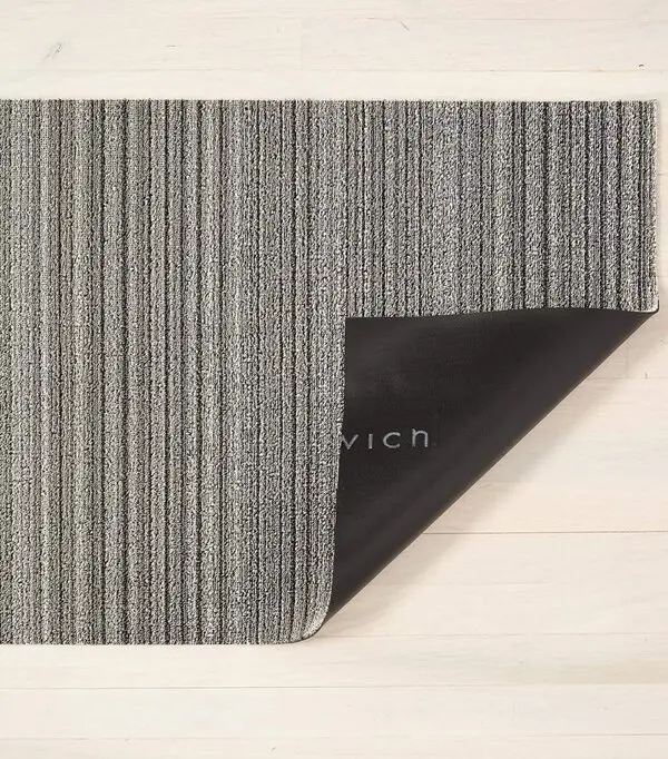 CHILEWICH Skinny Stripe Shag Utility Mat