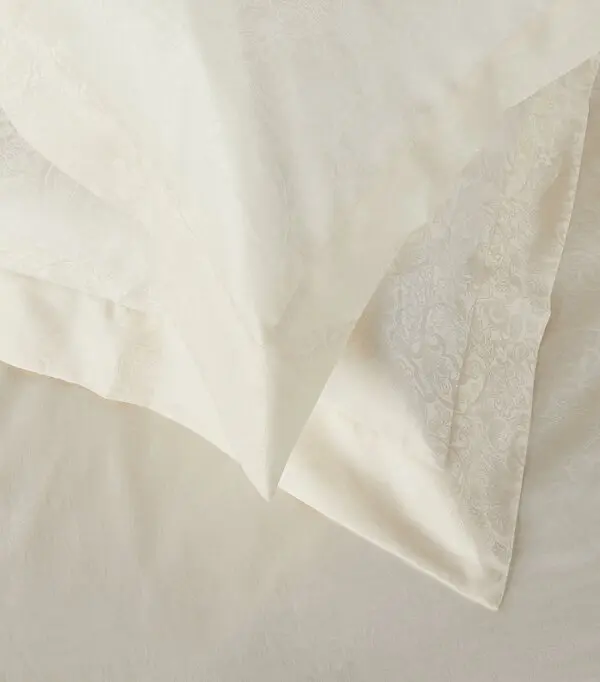 CELSO DE LEMOS Joanne King Pillowcase