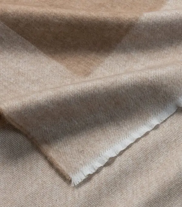 BEGG X CO Cashmere Arran Border Blanket