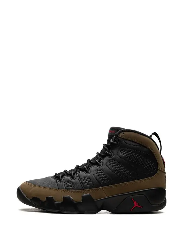 JORDAN Retro Sneakers - Black