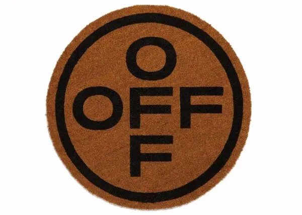 Off-White Off Circle Doormat
