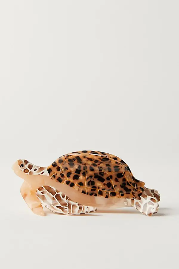 Free People Wild Animal Claw Clip - Turtle